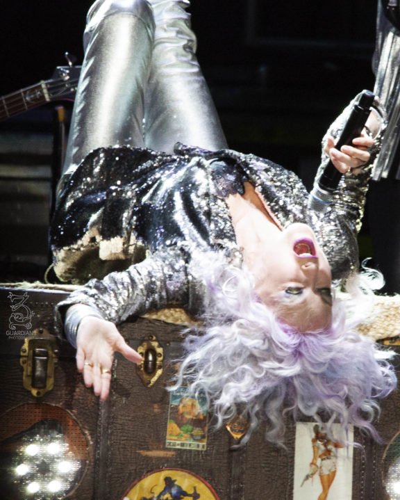 REVIEW & PHOTOS: Cyndi Lauper @ PNE Amphitheatre | September 3rd 2018