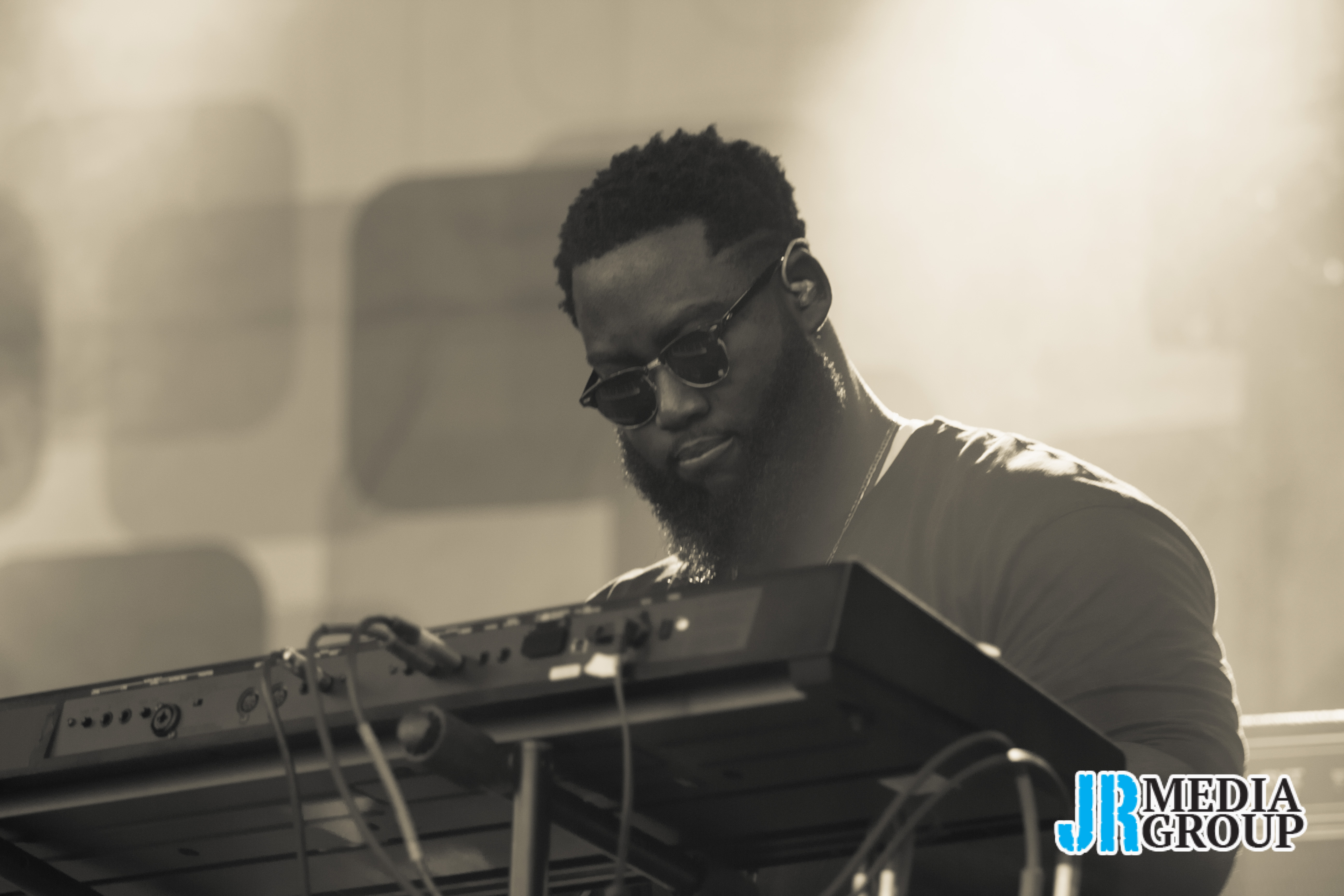 PHOTOS: Magic + Elijah Woods x Jamie Fine @ Richmond World Festival Day ...