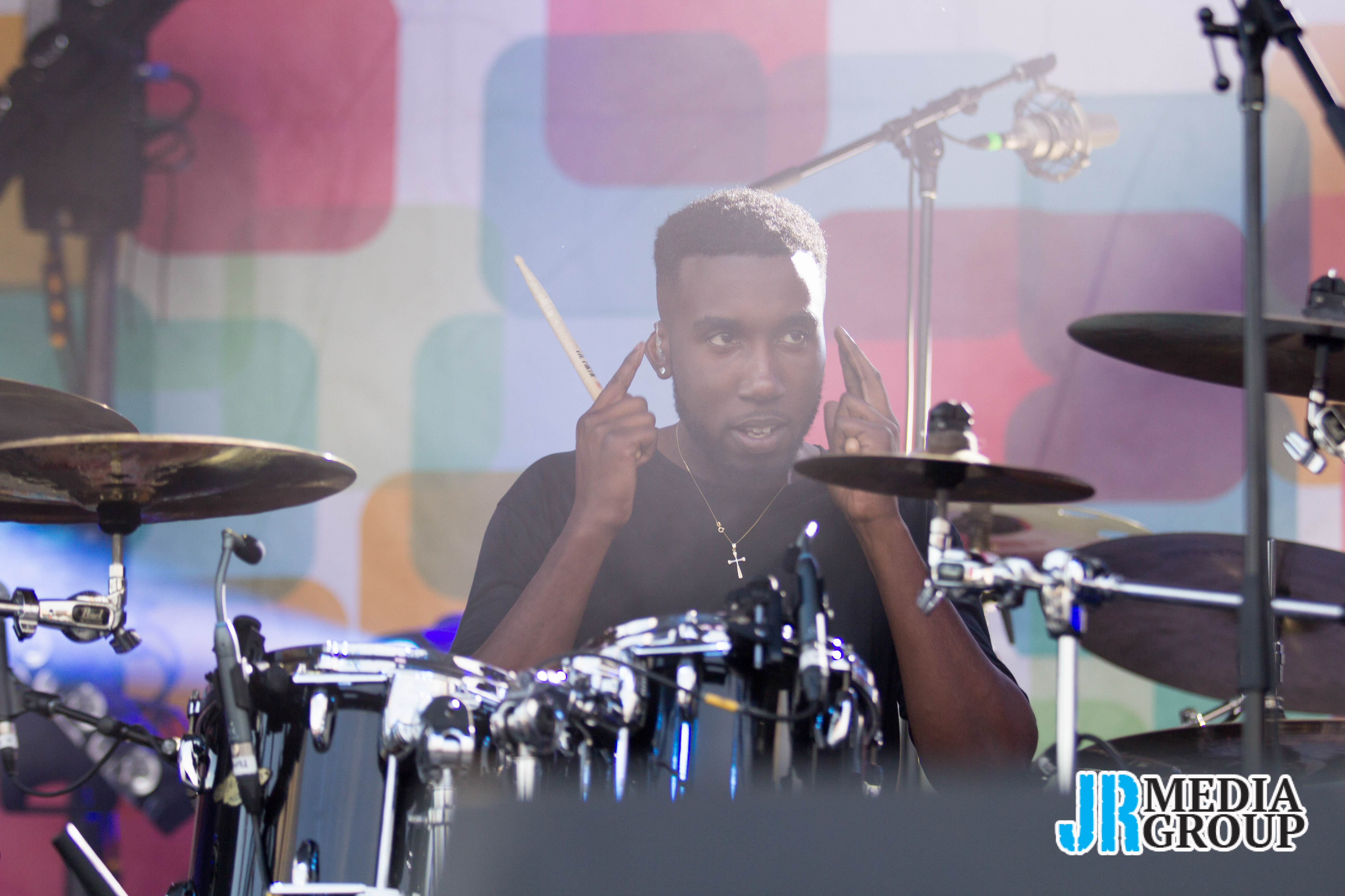 PHOTOS: Magic + Elijah Woods x Jamie Fine @ Richmond World Festival Day ...